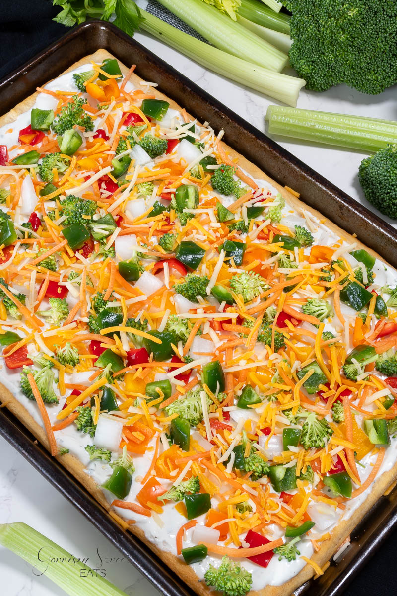 Hidden Valley Ranch Veggie Pizza with Crescent Rolls - Garrison Street Eats