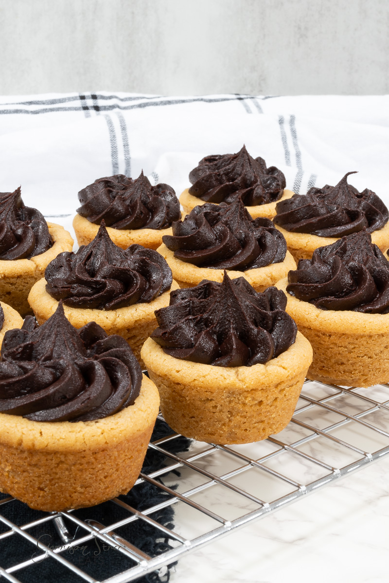 Dark Chocolate Buttercream Icing with Cocoa Powder - Garrison Street Eats